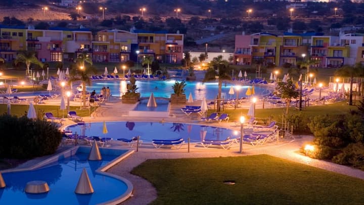 Luminous One Bedroom Apartment - Albufeira