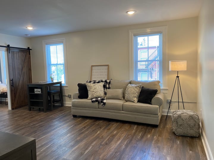 Brand New 1 Bedroom Apt W/ Off Street Parking 2 - Lancaster, PA