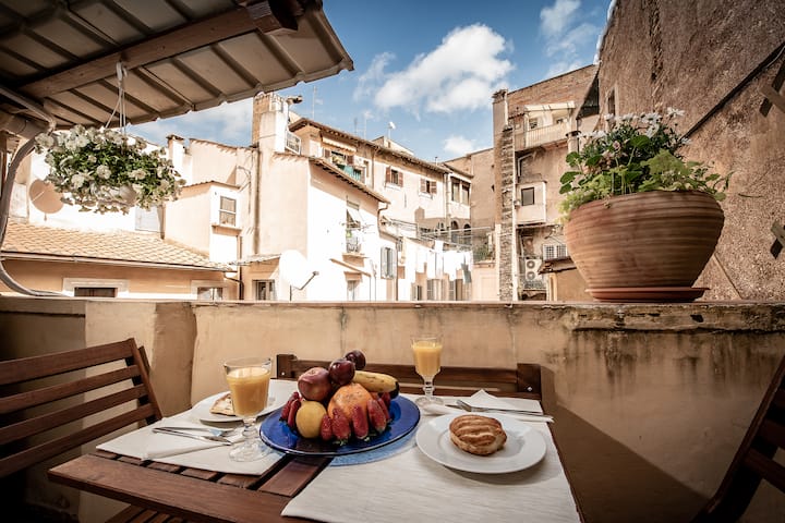 Pantheon Loft With Internal Balcony - Rome