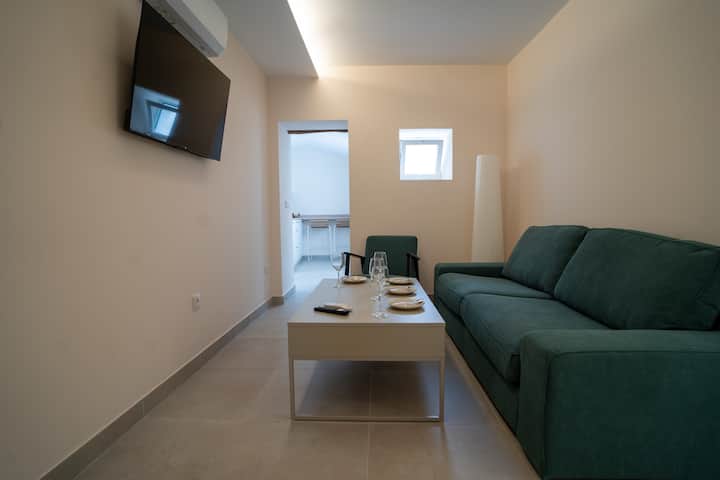 Bonito Apartamento En Centro - Hospital Santiago - Úbeda