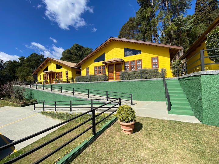 Chalé Agradável Com Lareira Condomínio Fechado - Campos do Jordão