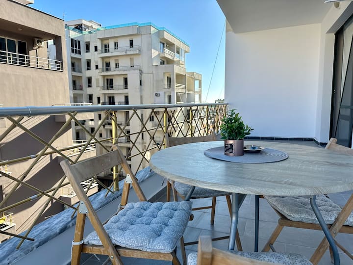 City Beach Apartment - Durrës