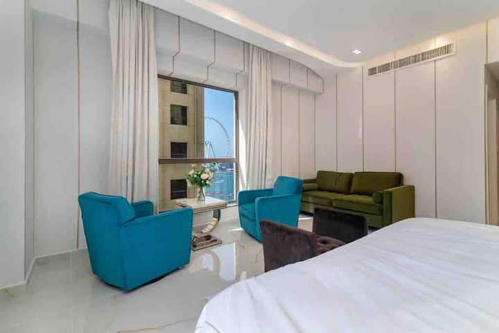 Brandnew Usmans 4 Bdrm Seaview Fully Serviced. - Dubai