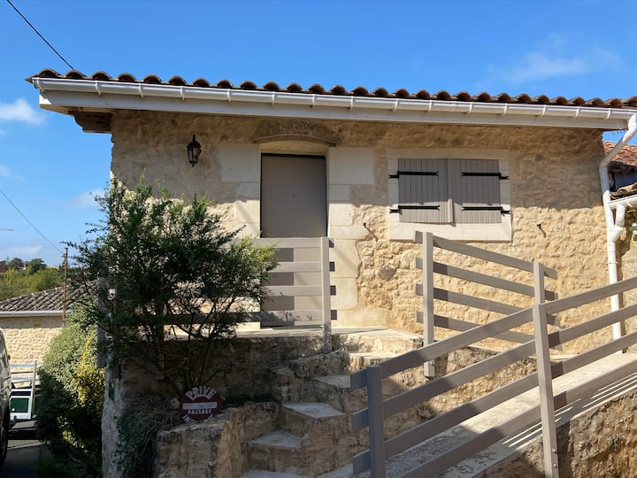 Gîte En Pierres  No 2 à St Martin Lacaussade - Blaye
