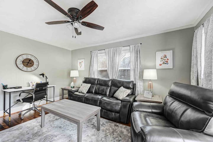Uptown Cottage - Lexington, NC