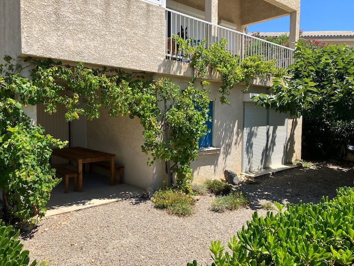 Appartement En Rdc Dans Un Chalet - Gruissan