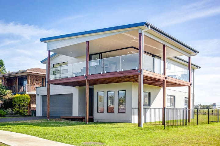 Mitchells Island Vacation Rentals & Homes - New South Wales, Australia ...