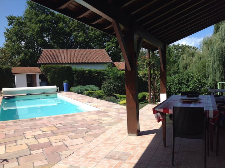Grande Maison Basque Jardin Piscine - Pays basque français