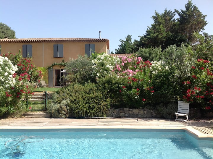 Aix-en-provence: Villa Dans Un Joli Jardin - Aix-en-Provence