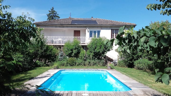 Chambre Pour 3 Personnes à La Campagne. - Albi
