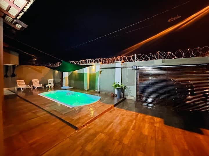 Casa De Veraneio Yllana Com Piscina Aquecida - Caldas Novas