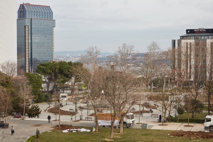 A-taksim Square Apartment, Great View & Central - Güngören