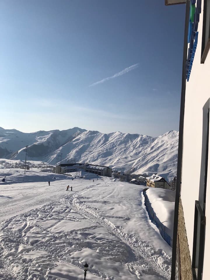Gudauri, Apartment 421 / Near The First Ski Track - Georgia