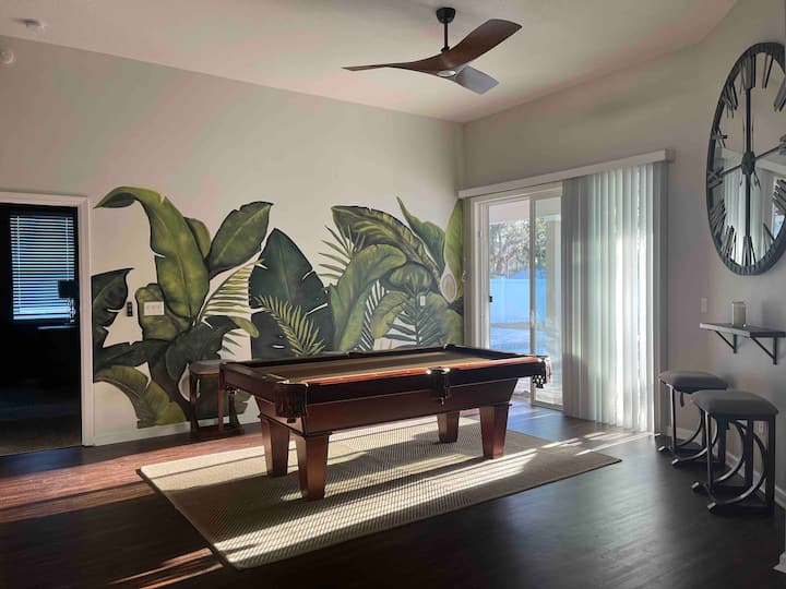 Entire Fabulous Home With Inground Pool & Jacuzzi - Jacksonville, FL