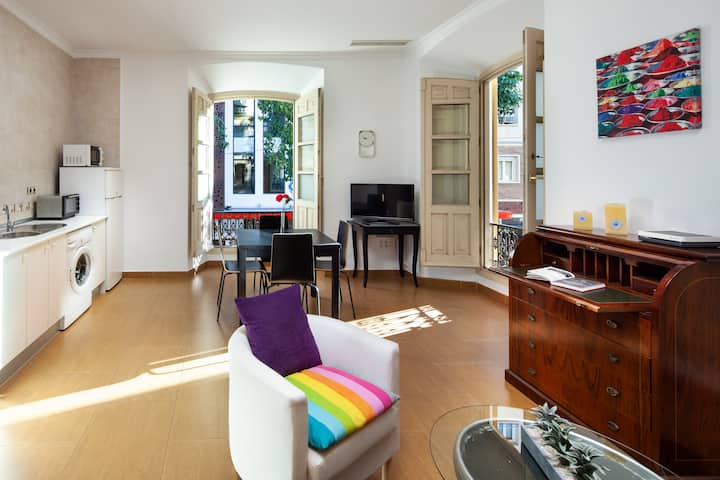Clean Low Cost One Bd Apart At City Centre No Bars - Málaga