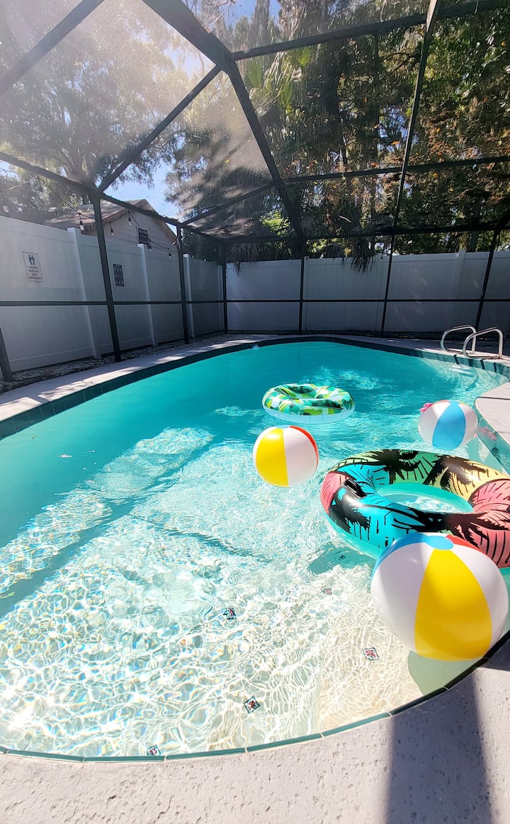 Entire House W/private Pool Near Bush Garden - Tampa, FL