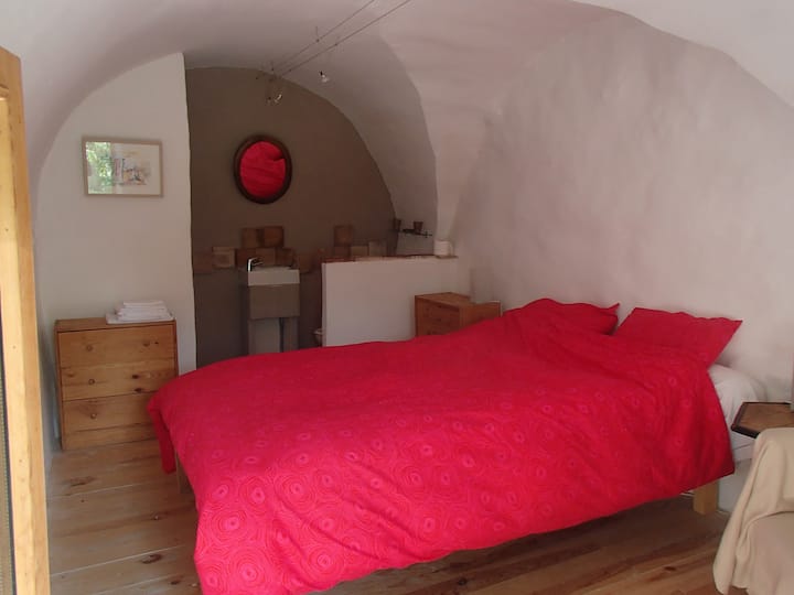 Chambre Voûtée Calme Et Loft D'été Proche Du Lac - Lac de Serre-Ponçon