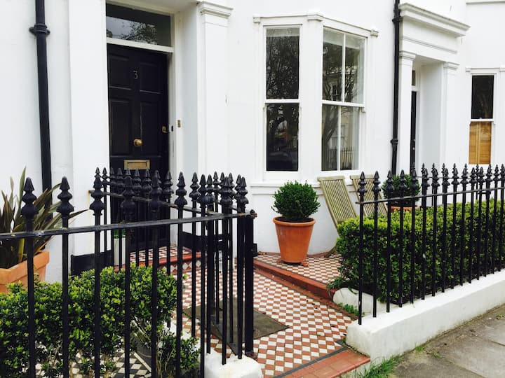 Central Garden Square Home, North Laine - Brighton Marina