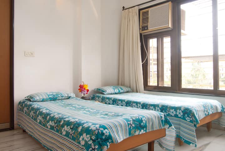 En-suite Room With Garden View - Mumbai