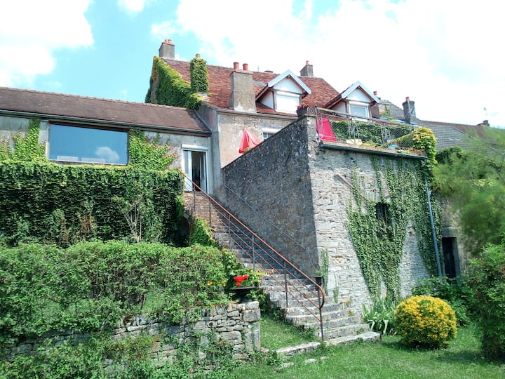 Chambres Maison De Village Avec Vue - Semur-en-Auxois
