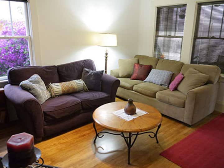 Cozy Room In Nice Albany House - Berkeley, CA