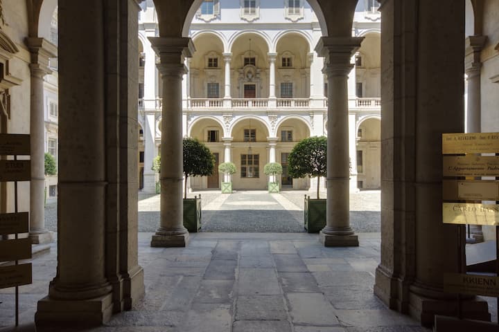 L'élégance Baroque Dans Le Centre Historique! - Turyn