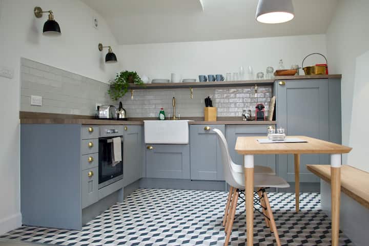 1 Bedroom Flat In Edinburgh - Edinburgh