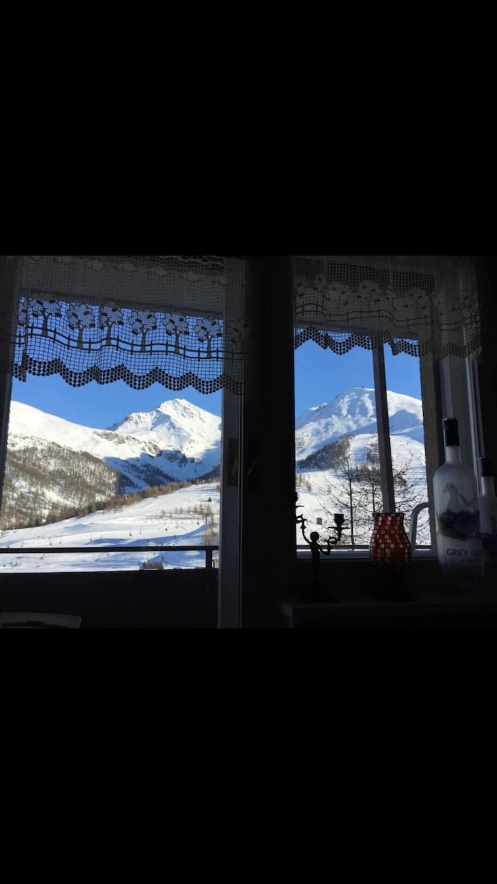 Appartamento Con Splendida Vista Fronte Piste - Sestriere