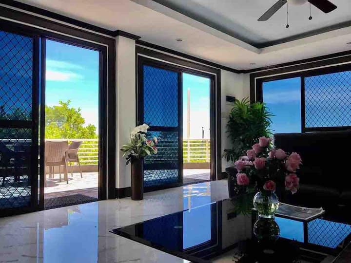 Unit-4(2br)4-9pax-360views-closewhite. Is.&airport - Camiguin
