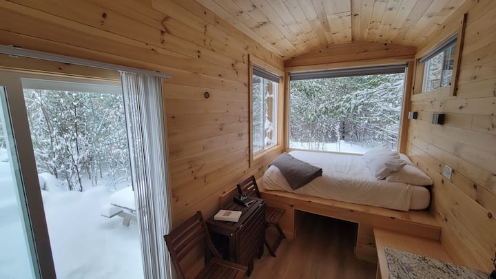 Trailside Stays - Tiny House In The Woods-escape To Nature. Robin - New Hampshire (State)