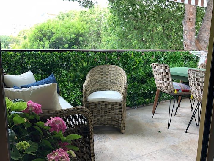 2 Pièces Piscine Très Calme, Parking Privé - Cannes