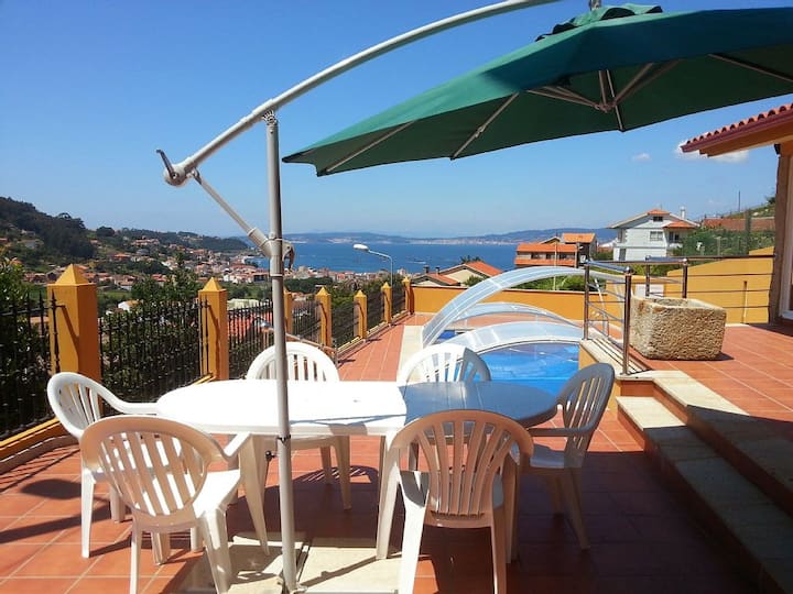 Casa Con Piscina E Increíbles Vistas En Bueu - Bueu