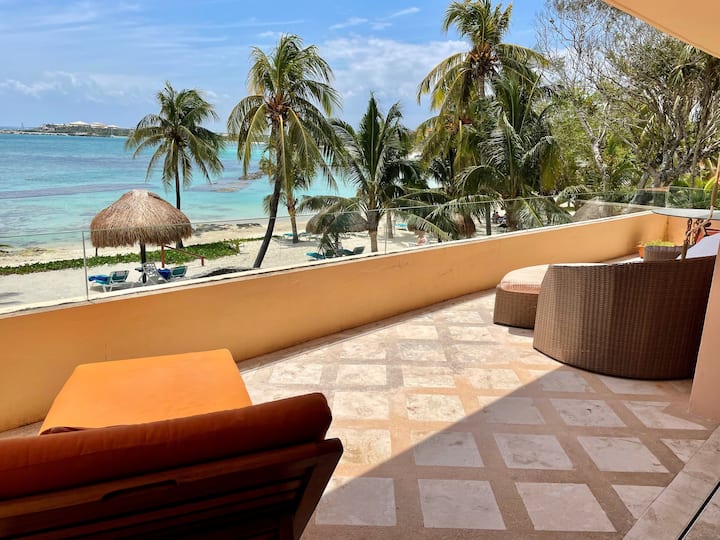 Sail-away To A Chac Hal Al Beach Front Condo! - Puerto Aventuras