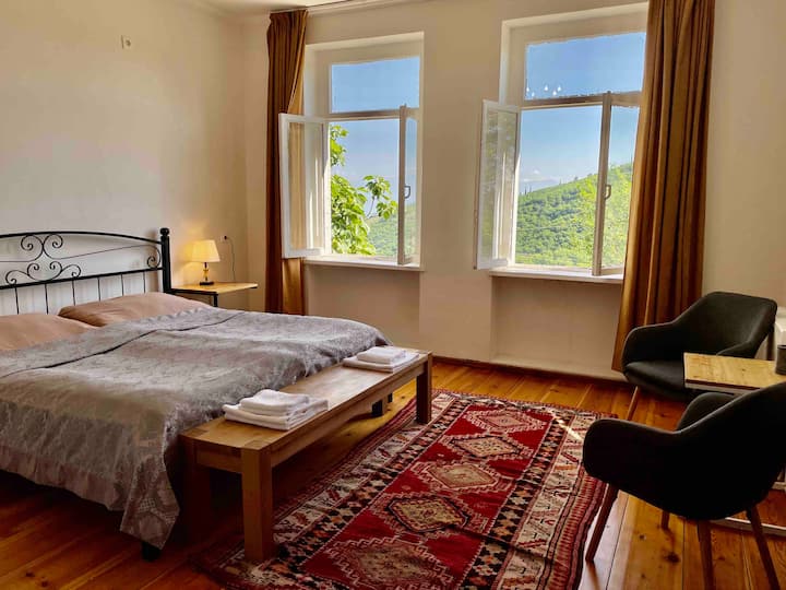 Roka’s Home - Georgia