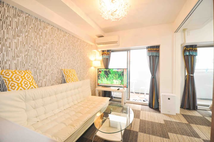 世華高级公寓式酒店民宿(超级地叚)繁华商业中心曰本桥地铁站1分钟! - Osaka