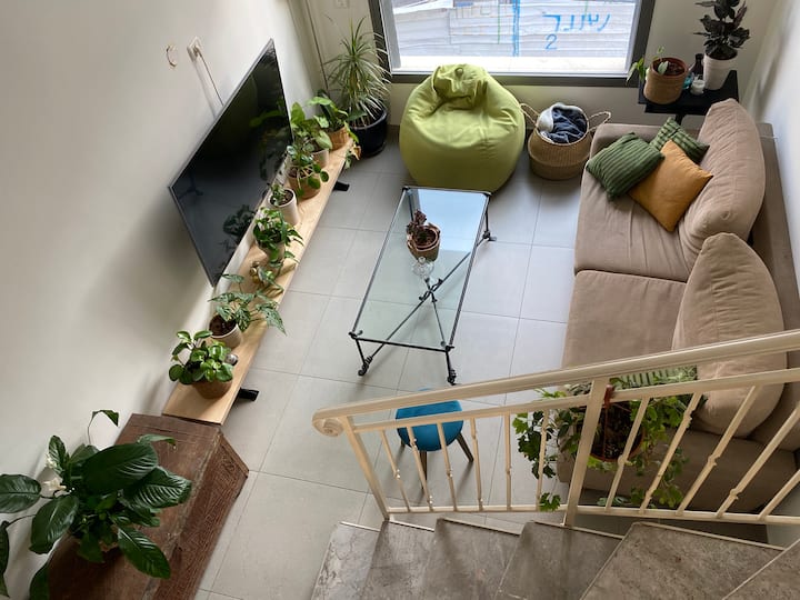 New 2 Rooms Apartment. Equipped, Quiet And Clean. - Tel-Aviv