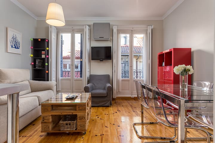 Corazón De Lavapiés, Céntrico Piso - Madryt