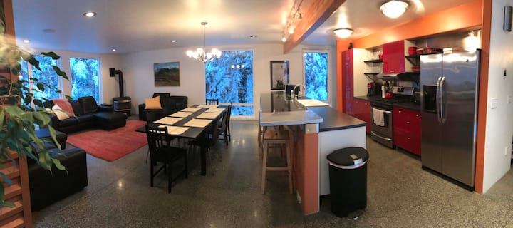 Hemlock Grove, Wood-fired Sauna,  Privacy - Anchorage, AK