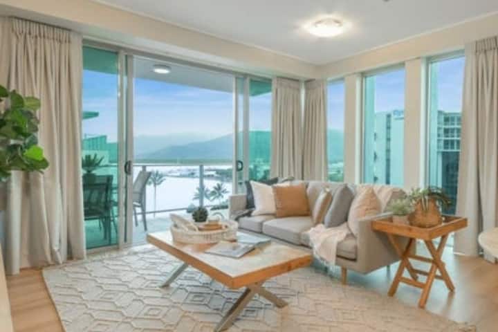 1 Bedroom Apt Ocean View On The Cairns Esplanade - Cairns