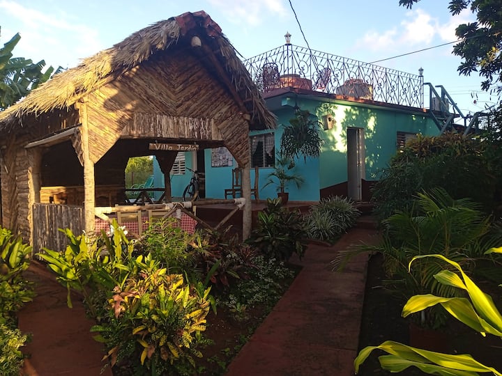 Villa Jardín. Yusniel Y Lida (2 Habitaciones) - Vinales