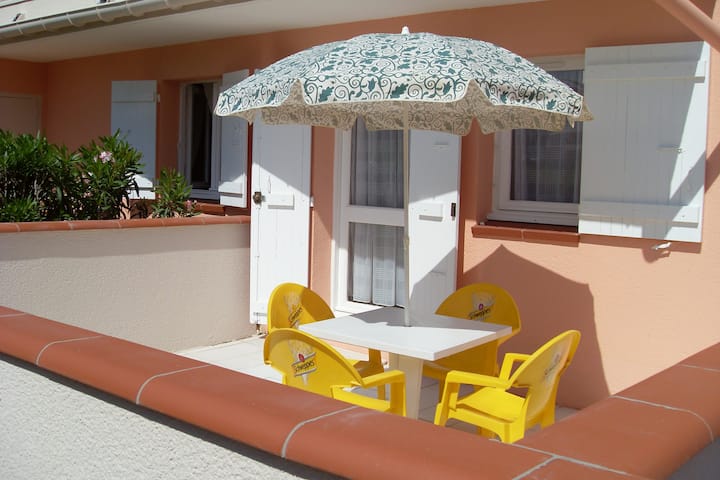 Studio Rdc à 400m De La Plage Avec Terrasse Wifi - Saint-Cyprien