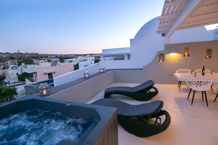 Shades Of White |  Loft Villa With Hot Tub - Santorini