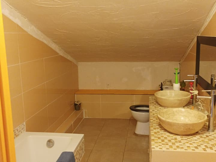 Chambre Privée. 1 à 5 Personnes - Saint-Florent