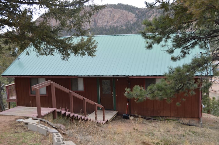 Secluded Mountain Top Cabin With Views - Cripple Creek, CO