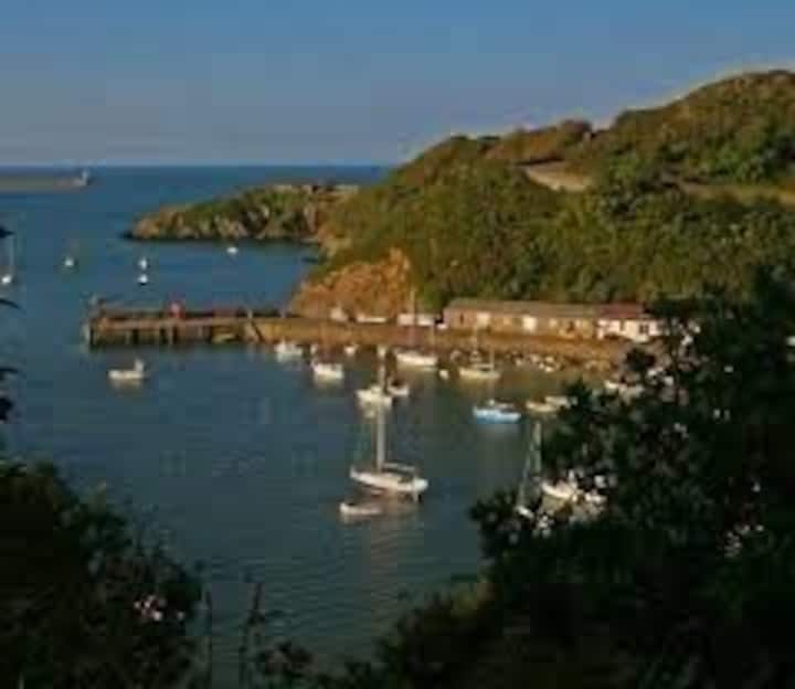 A Home Away From Home In Stunning Surroundings - Fishguard