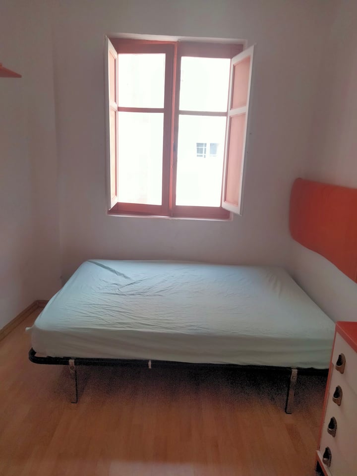 Habitación Tranquila Y Limpia - Valladolid, España