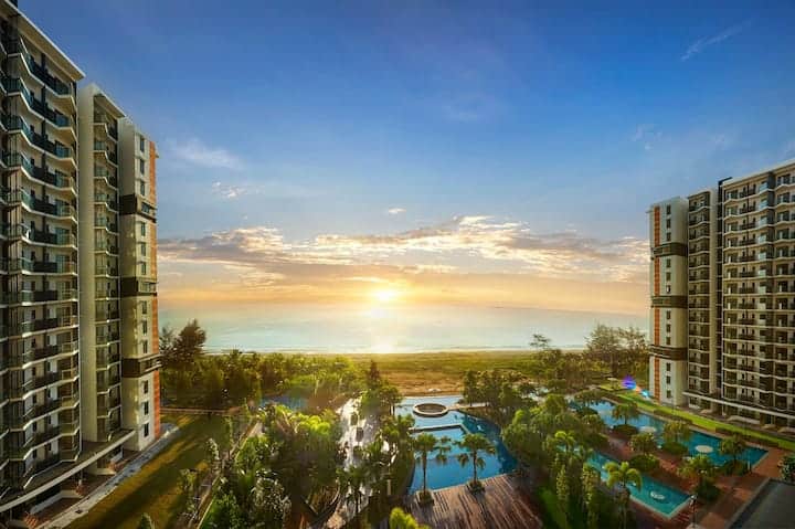 Timurbay Seafront Residence, Balok By Emila - Balok