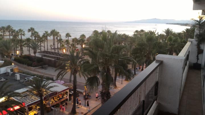 Apartamento Primera Linea De Mar En Salou - Salou