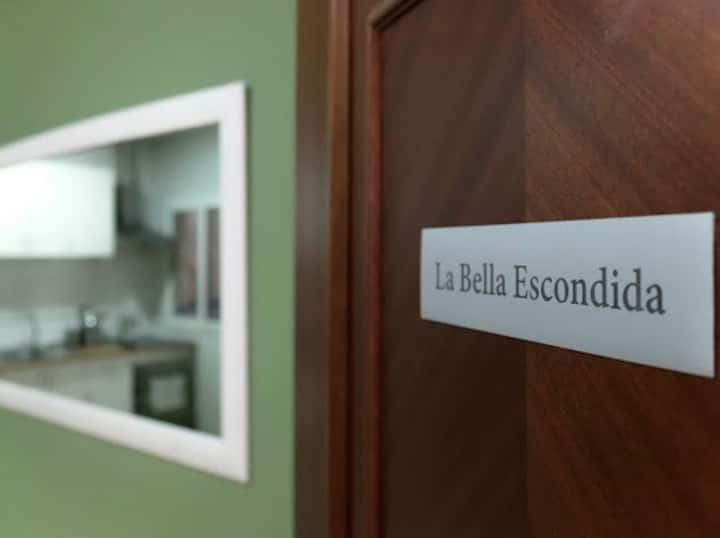 La Bella Escondida - Cádiz