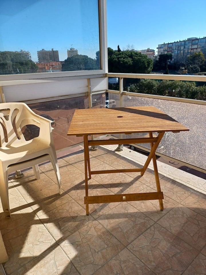 Studio Avec Balcon Au Port Et Place De Parking - Canet-en-Roussillon